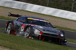 The GT-R grabs 2nd and 3rd step on podium
